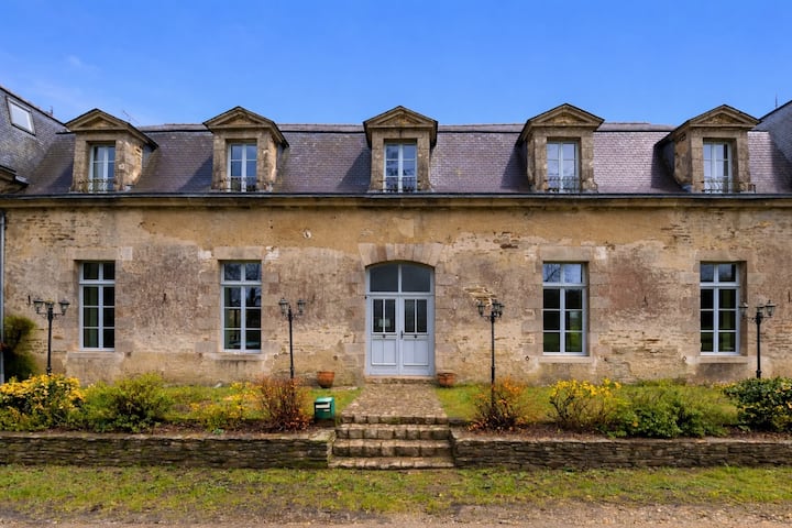 Le Crévy - Les Ecuries - 14 Pers - Morbihan