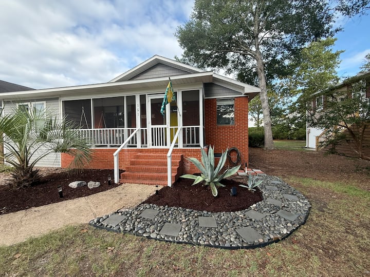 Three Tides Retreat - Oak Island, NC