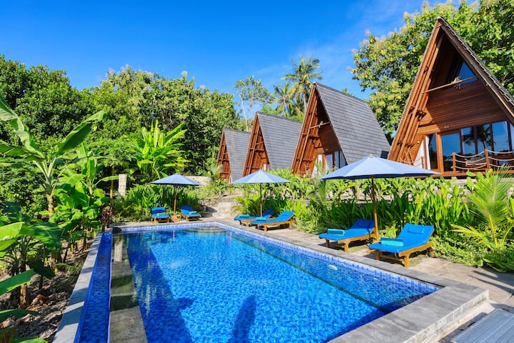 Wooden Retreat With Pool & Jungle Views - Indonesia