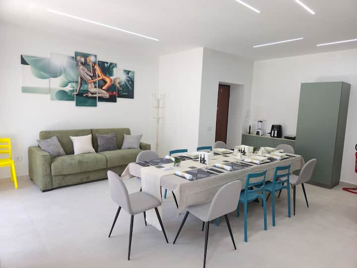 Casa Ginevra: Lusso Fronte Mare Con Posto Auto. - Gaeta