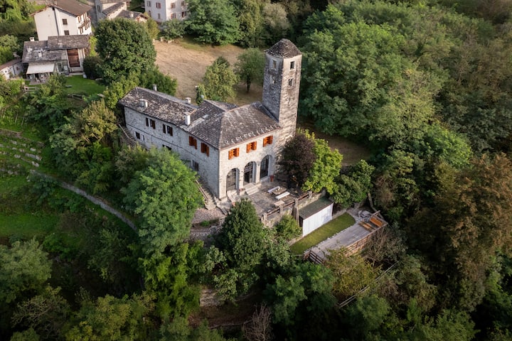 Campanile Nero - Chiesa - Chiavenna