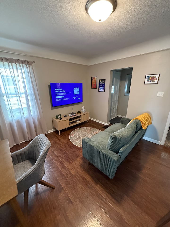 Mid-century Modern “Fairbnb” - Altoona, IA