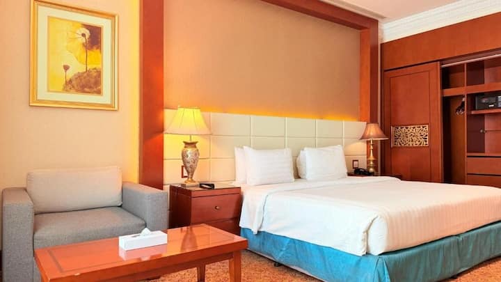 Superior Room Near Carryfood Supermarket - Dubai