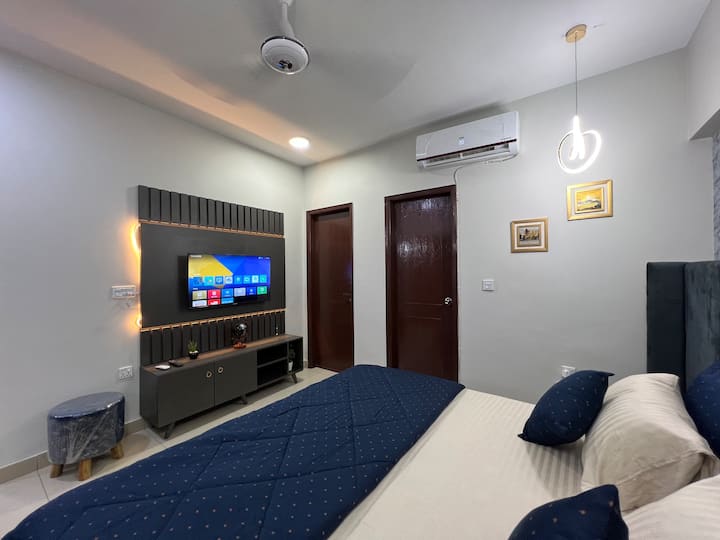 Dha Ph-6 | Luxury Escape | Karachi - Karachi