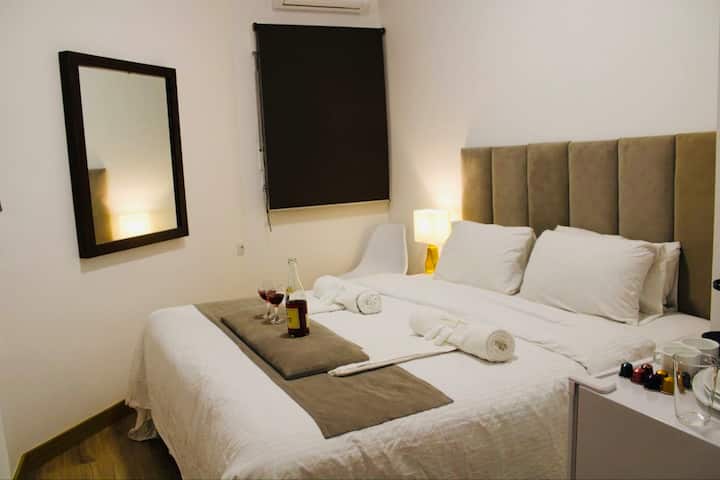 205~new Established Wi-fi~ac~private Bath - Madrid