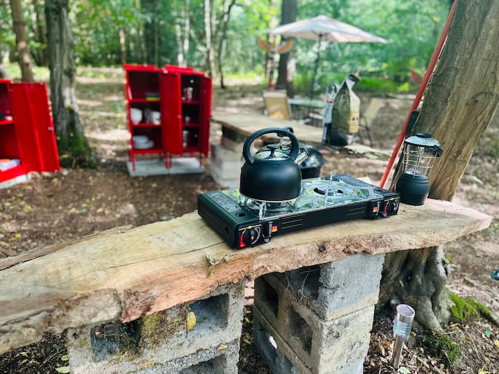 The Woodland Bell Tent Retreat - Dorking