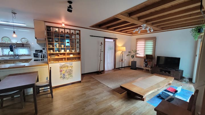 '스카이블루'  감성독채숙소/고요한 휴식/바베큐파티/옥상뷰/애견동반 - Pohang-si