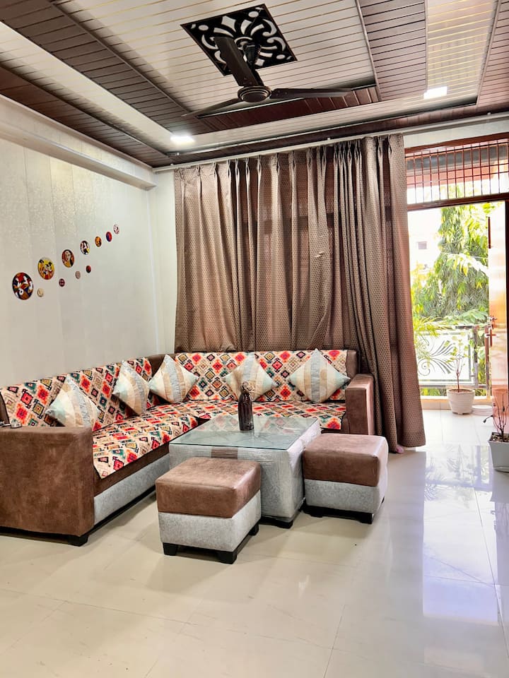 Peaceful Stay At Dil-e-yaad. 2kms From Taj Mahal. - Agra