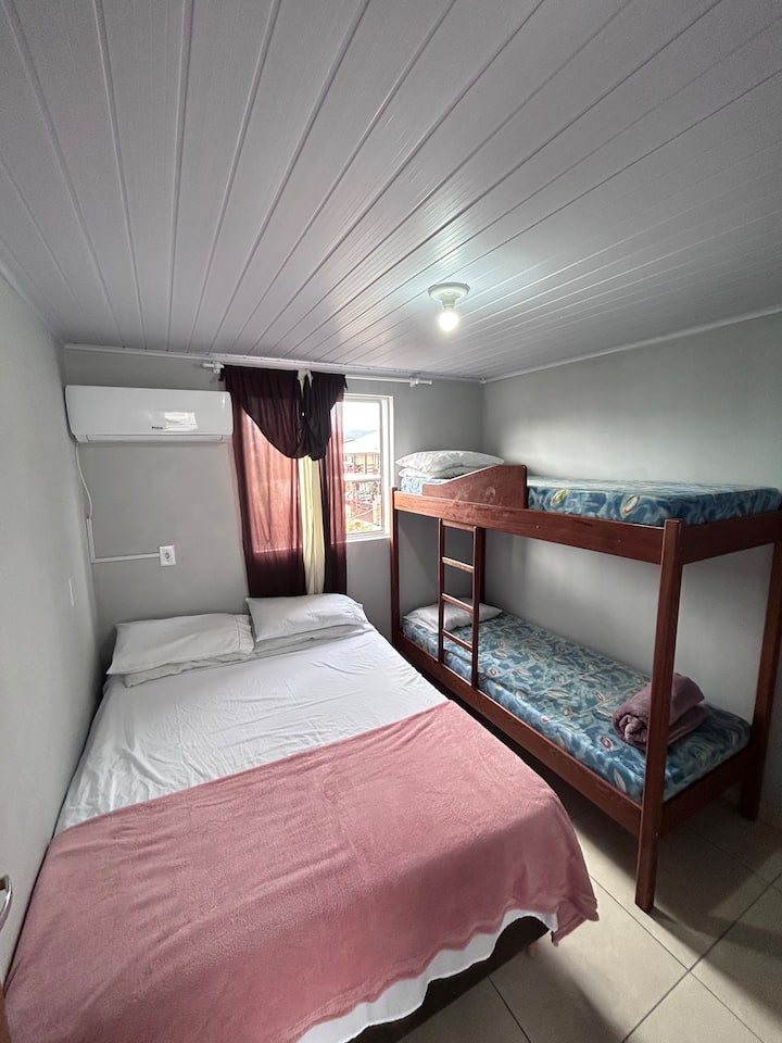 Apartamento Em Canasvieiras (1) - Florianópolis