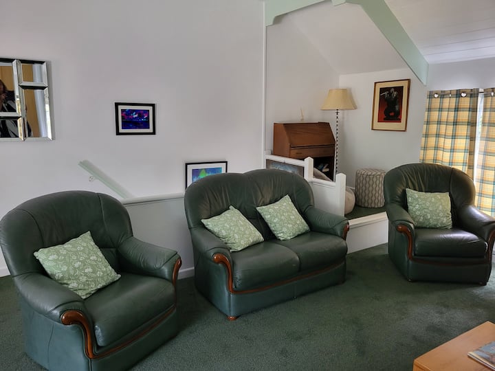 Spacious Flat With Lofty Views In Forest Of Dean - Ross-on-Wye