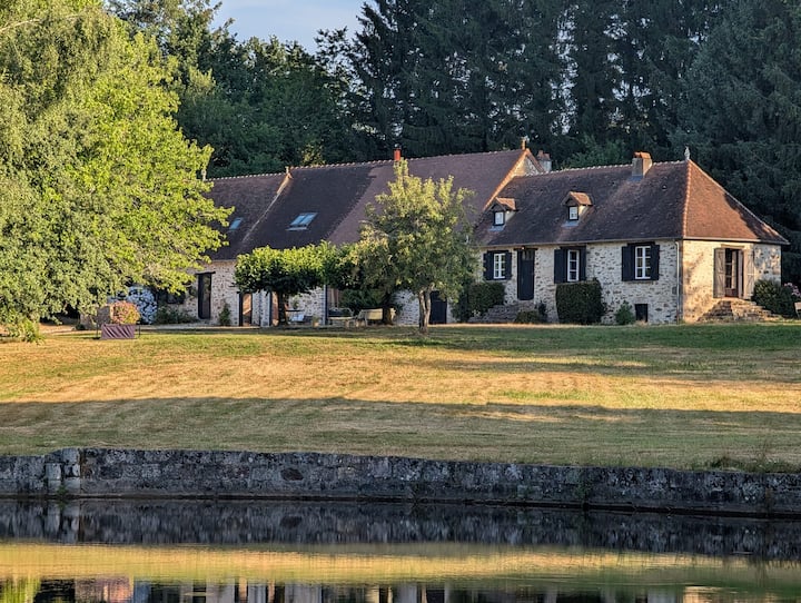 Havre De Verdure Vue Lac Privé - Saint-Yrieix-la-Perche