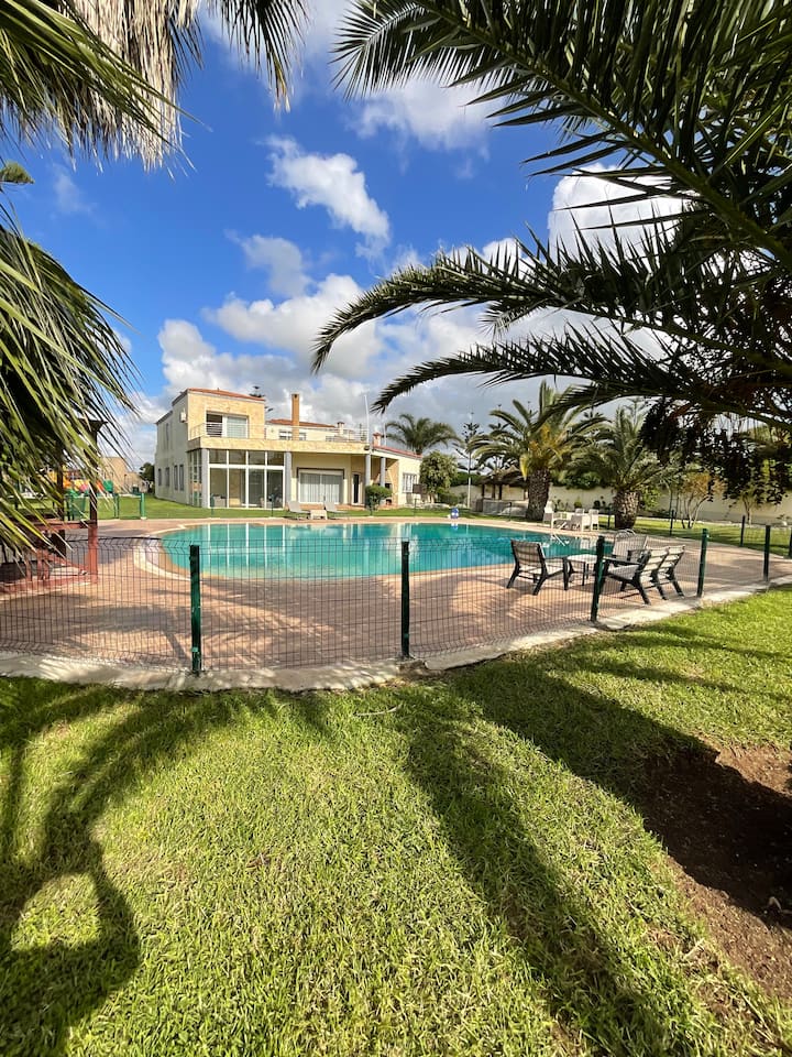 Villa Prestige Avec Piscine - Casablanca, Maroc