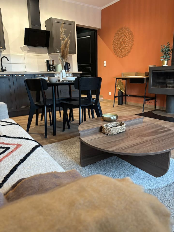 Spacieux T2, Jardin, Mer, Wifi, Clim, Parking - Martigues