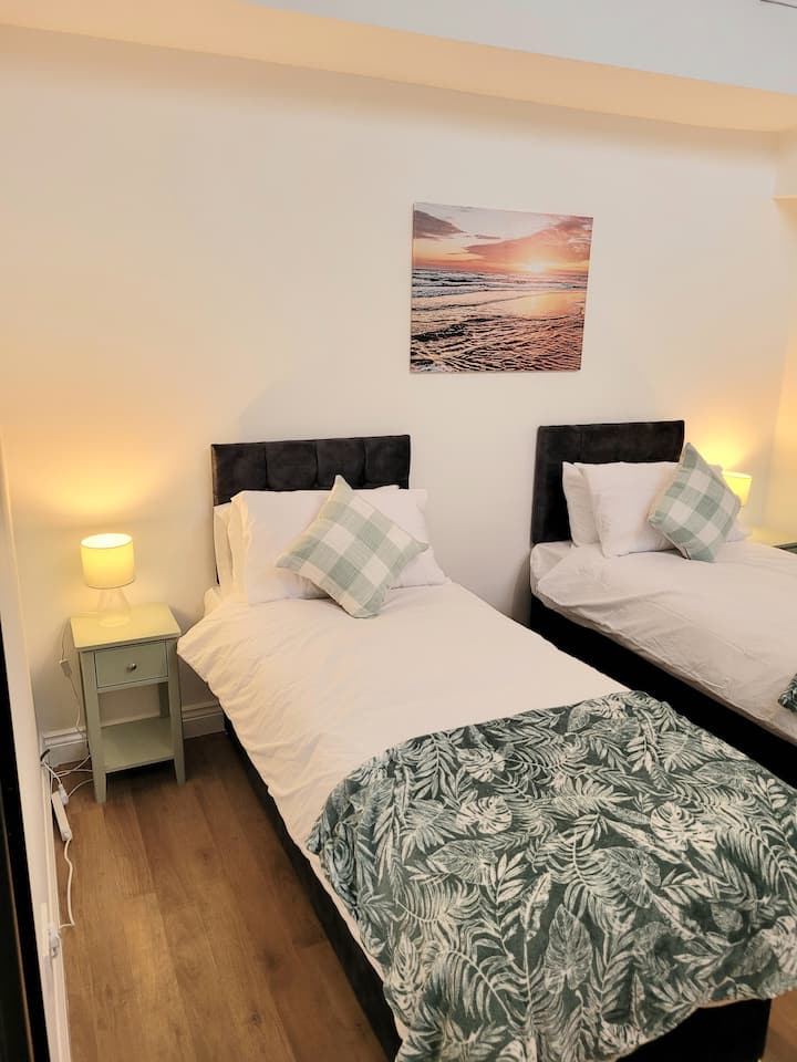 Central Banbury 2bed Flat Free Parking – M40 Links - Banbury