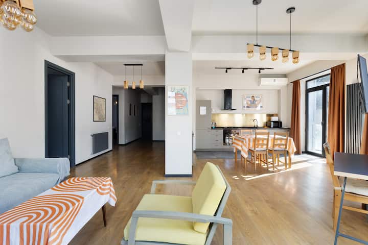 103 M2 • Gym • Pool • Wm • Dw • Balcony • Oven - Tbilisi