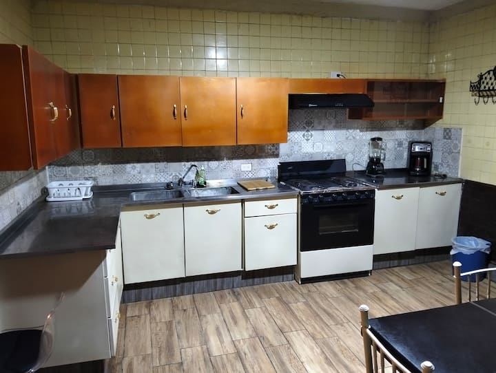 Muy Cerca Del Centro De Saltillo - Saltillo