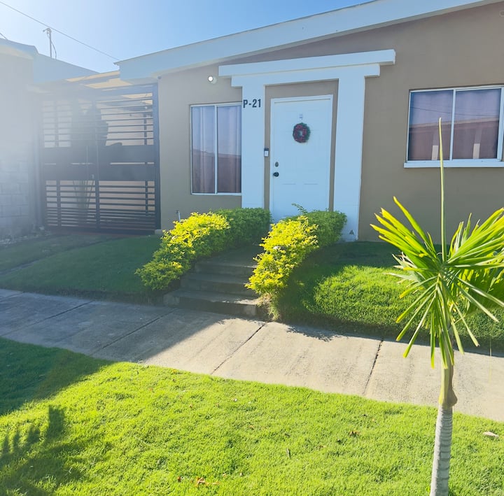 Casita Verde A 5 Min Del Aeropuerto - Managua