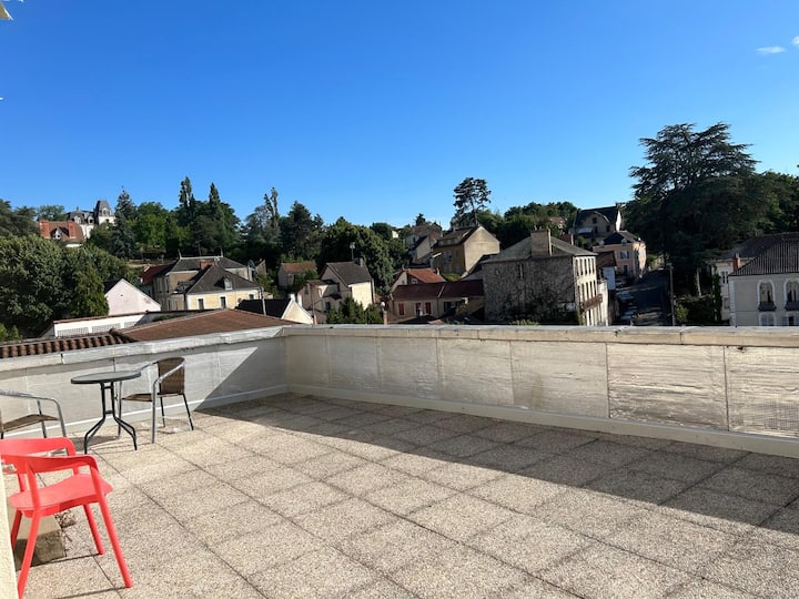 Bristol Manor Apt N 20 Terrasse Cuisine Et Chambre - Commentry