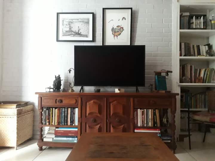 Casa Central Com Quintal - Petrópolis