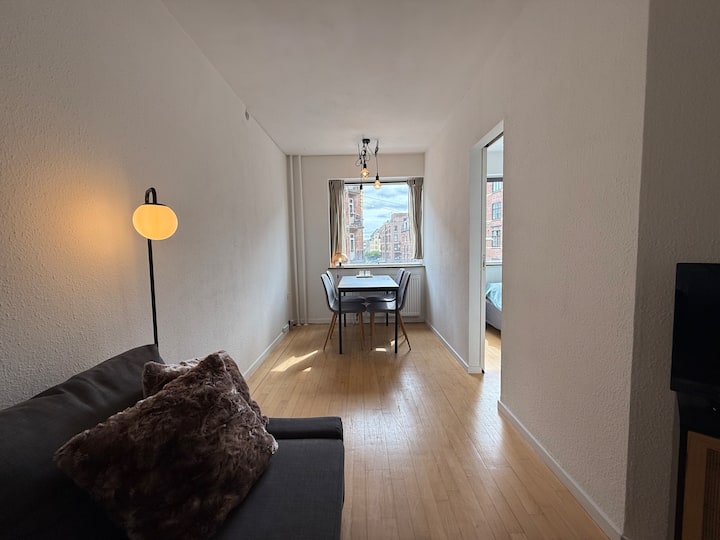 Spacious And Light Apartment Near The Metro. - Copenhague