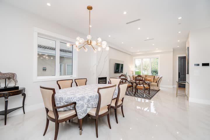 3bed Duplex Free Parking 10 Min From Downtown Ubc - Vancouver