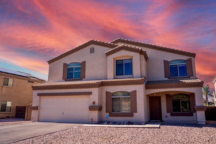 Charming Casa Grande Retreat W/ Patio & Backyard - Casa Grande, AZ
