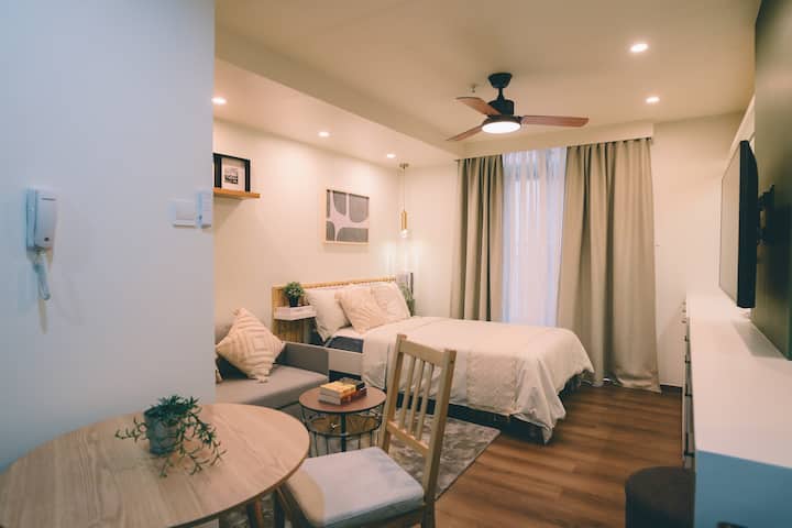 La Belle Studio In Baguio - Baguio