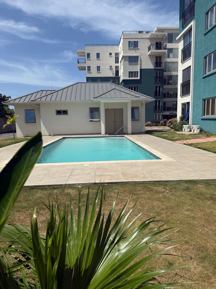 Penthouse Delux - Kingston