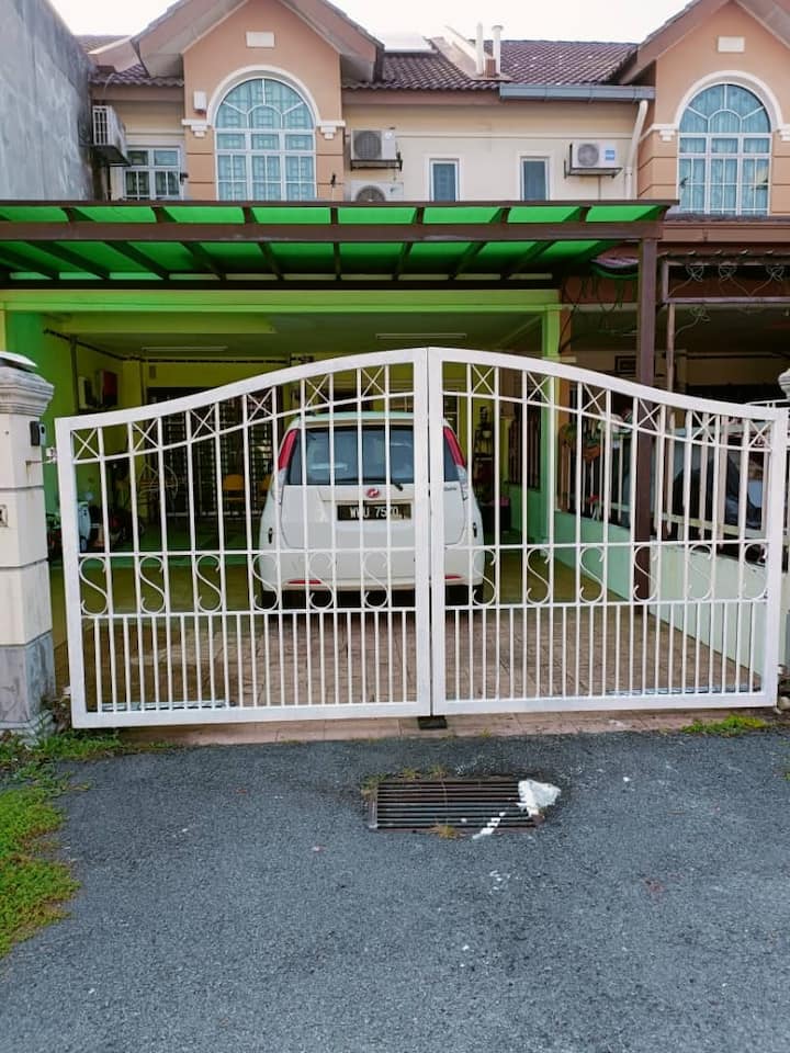 Sevenstay Bangi Seksyen 7 (4r3b) - Kajang