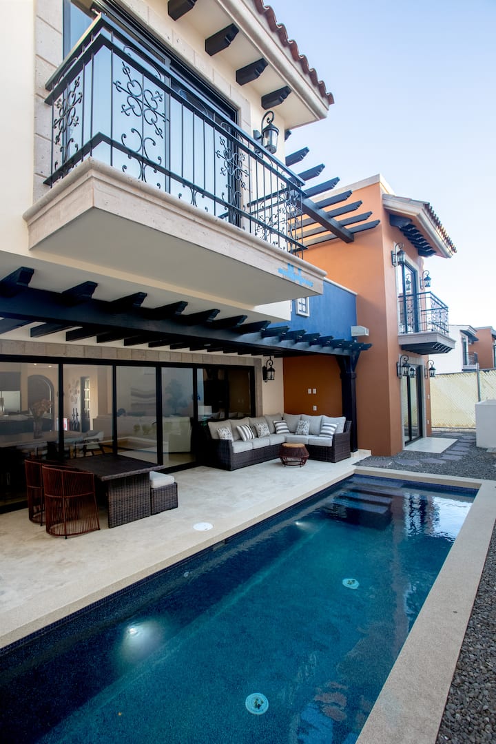 Quivira 4 Bedroom Masterpiece (Discounted) - Cabo San Lucas