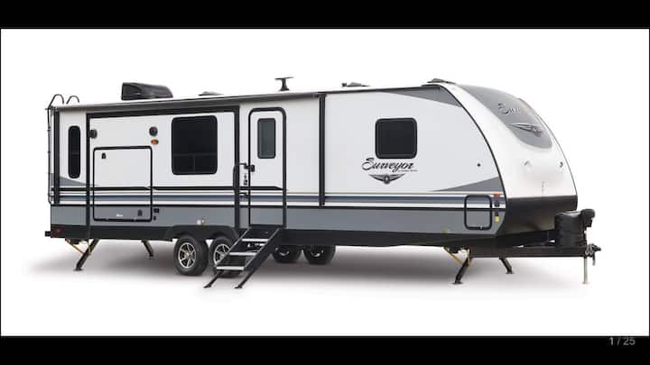 Luxury Rv On Ocean Front Acreage For6 - Vancouver Island
