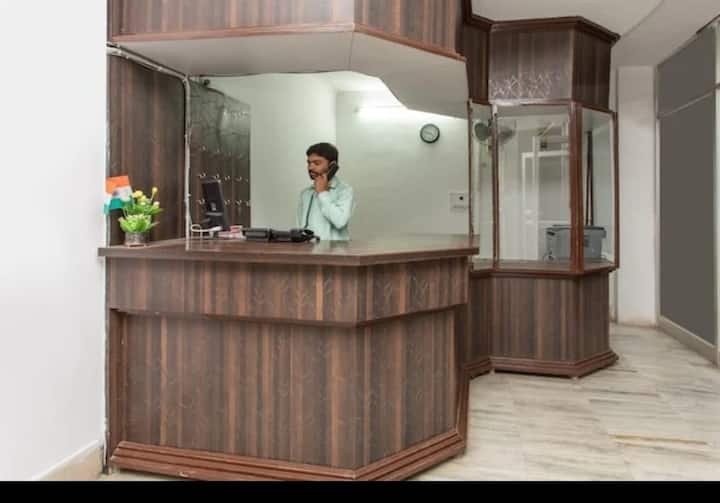 Hotel Kamla Shree - Bhopal