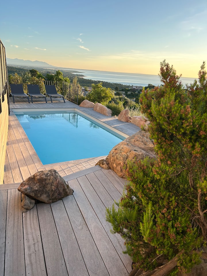 Rez De Villa 6 Pers Avec Piscine Et Vue Mer - Solenzara