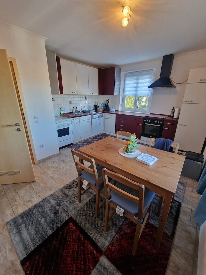 Eine Charmante 3-zimmer Wohnung - Augsburg