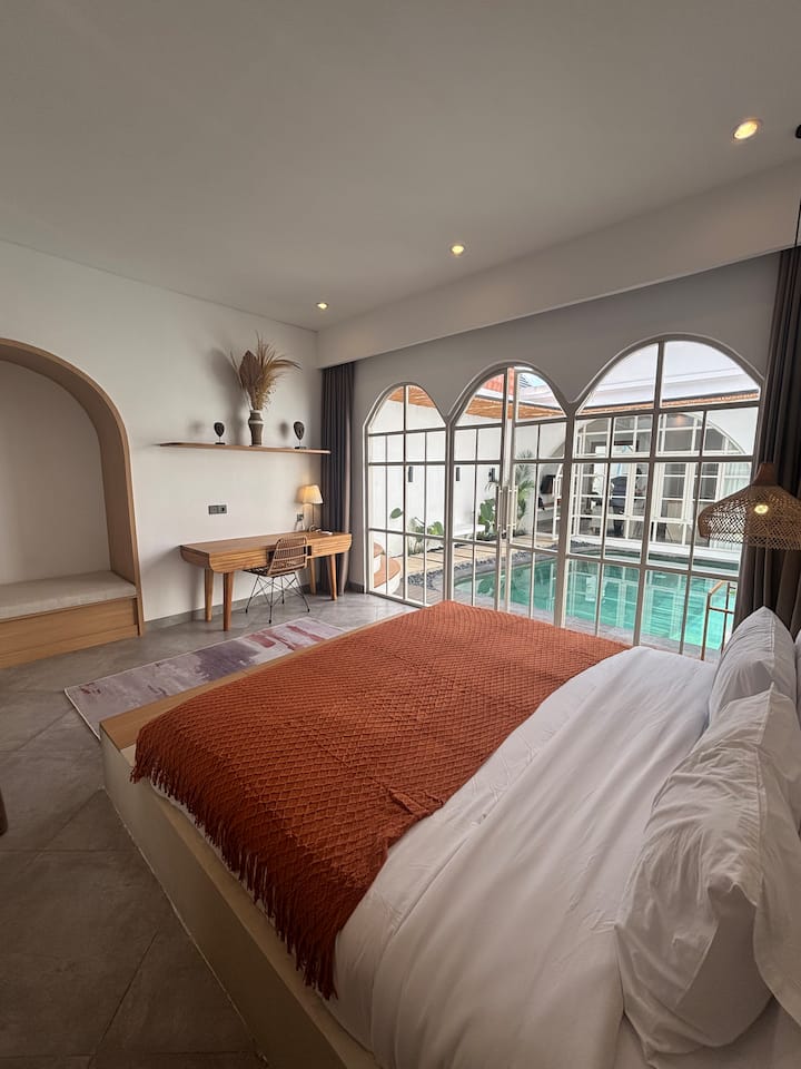 2br Luxury Villa W/ Pool Near Pererenan - Tabanan