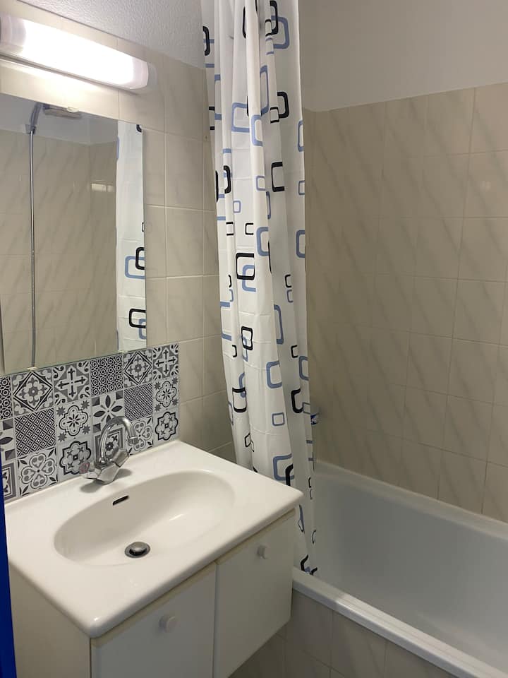 Studio Avec Piscine - Balaruc-les-Bains