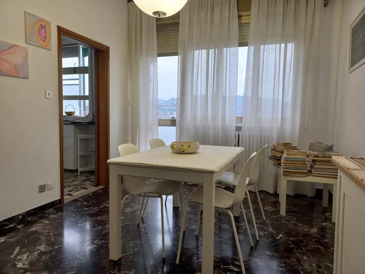 Luminoso, Tranquillo Vista Sluca - Bologna