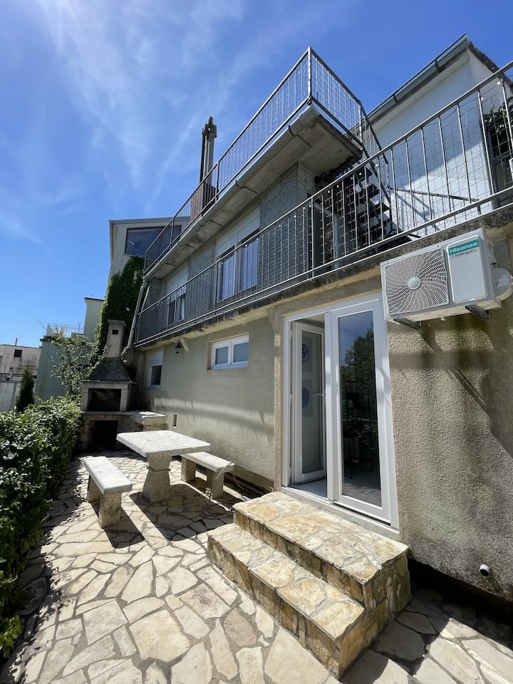 Una Casa Con Vista A Krk - Crikvenica