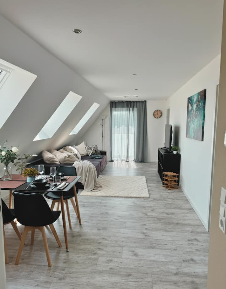 Bright Roof Apartment With Balcony | Clubhaus 6 - Leinefelde-Worbis