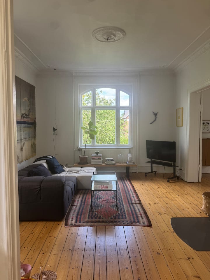 Unik Villalejlighed Med Egen Have - Copenhagen