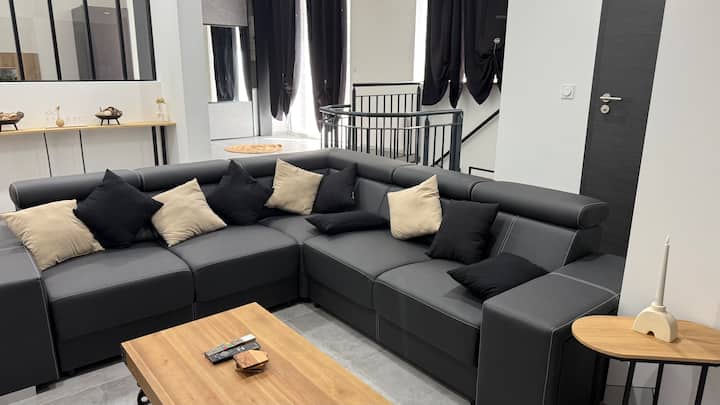 Appartement Avec Sous-sol En Pierre - Dijon
