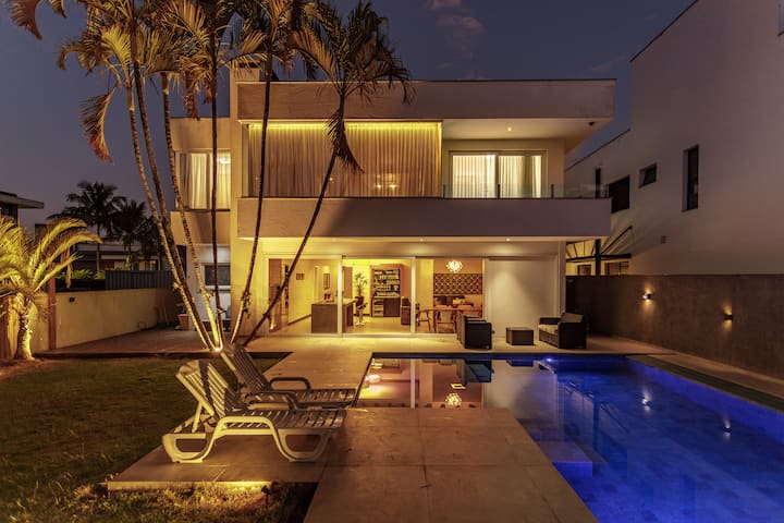 Casa Noah: Conforto E Estilo. Até 24 Hóspedes. - Governador Celso Ramos