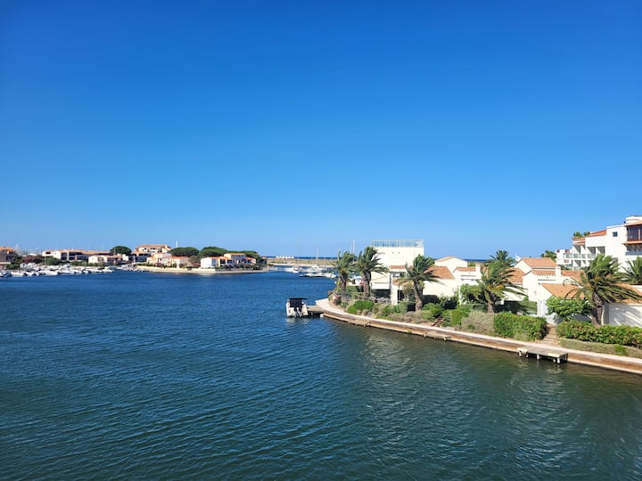 2 Pieces Mezzanine Avec Magnifique Vue Sur Marina - Saint-Cyprien