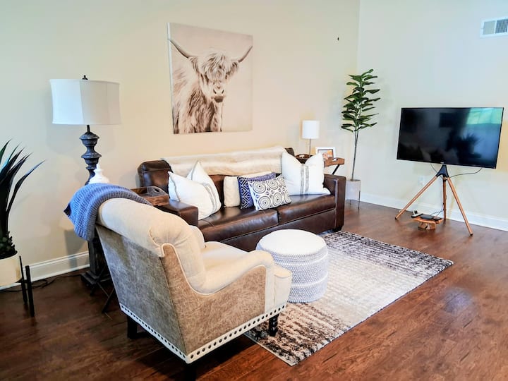 Townhouse With Cozy Room For Comfort - モーガンタウン, WV