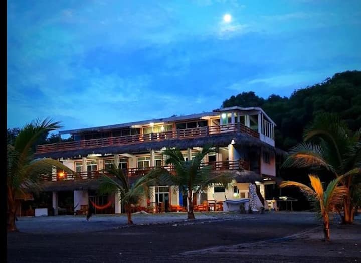 Cabaña Mompiche - Mompiche