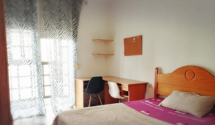 Habitación Matrimonial
20 Minutos De La Playa - Huelva