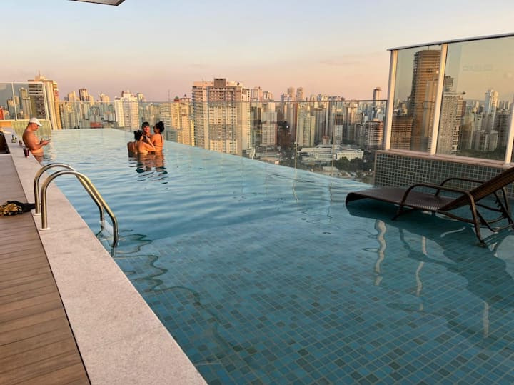 3quartos/piscina/wifi/queen/wifi/smartv/sacada - Goiânia