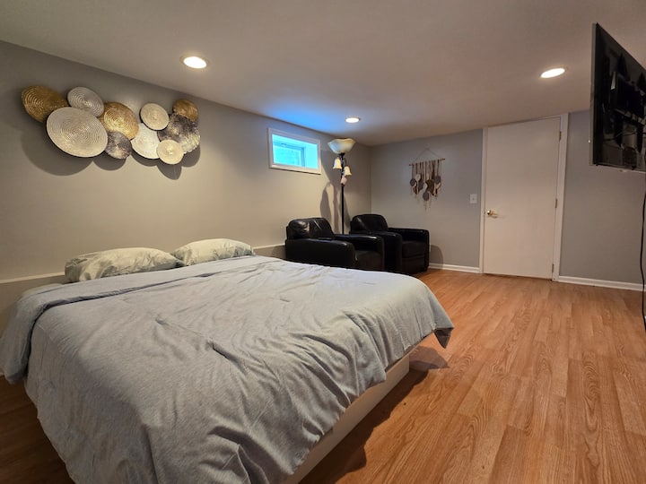 In-law Unit Full Kitchen - Greenwich