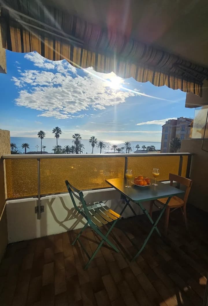 Paisible Vue Sur La Mer - Nice