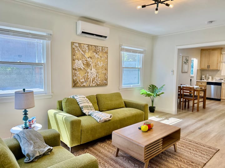 Jie’s New! The Rosewood 2b1b Home On Madison - Pasadena, CA